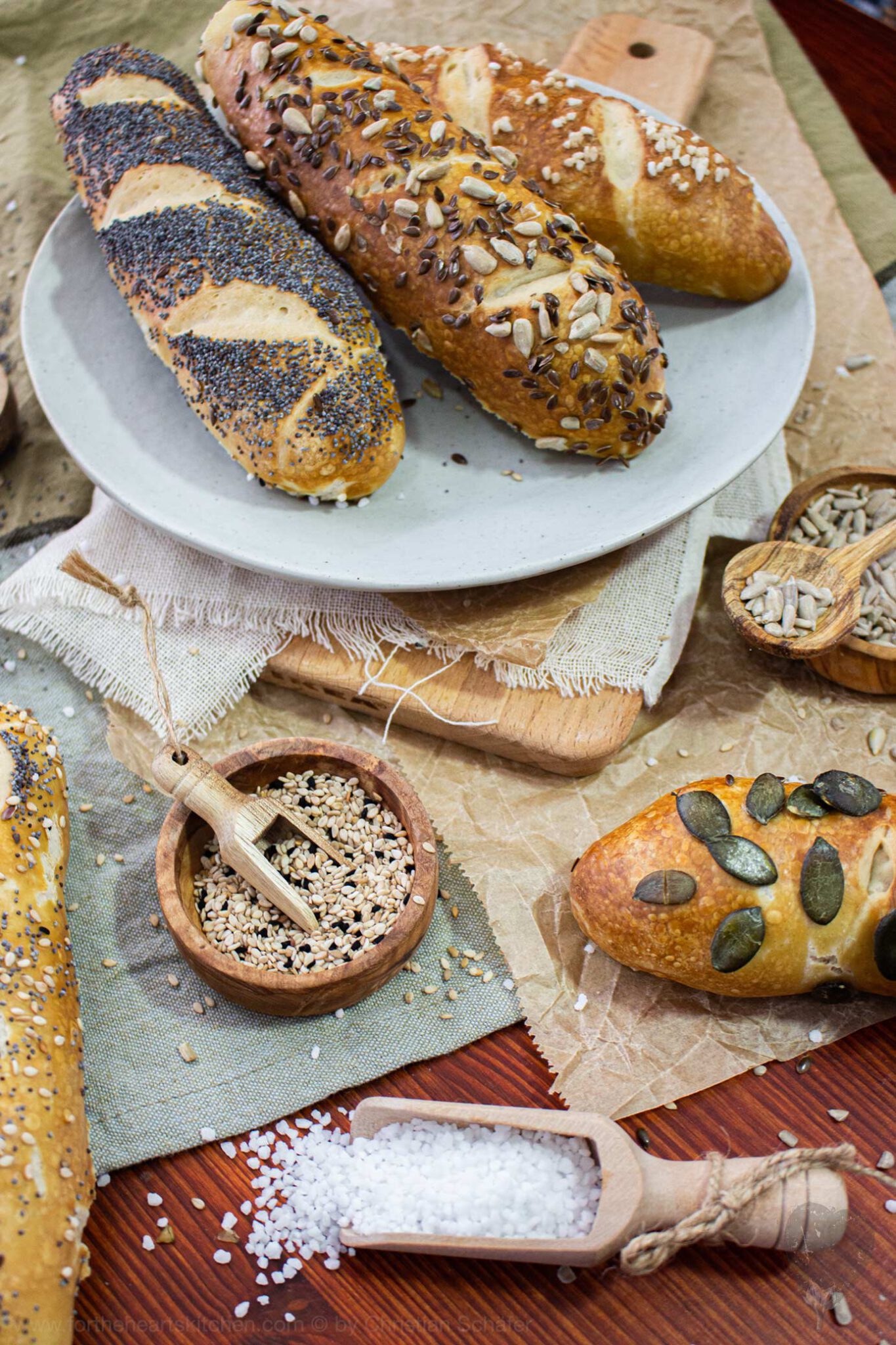 Vegane Laugenstangen, wie frisch vom Bäcker - for the Hearts Kitchen ...